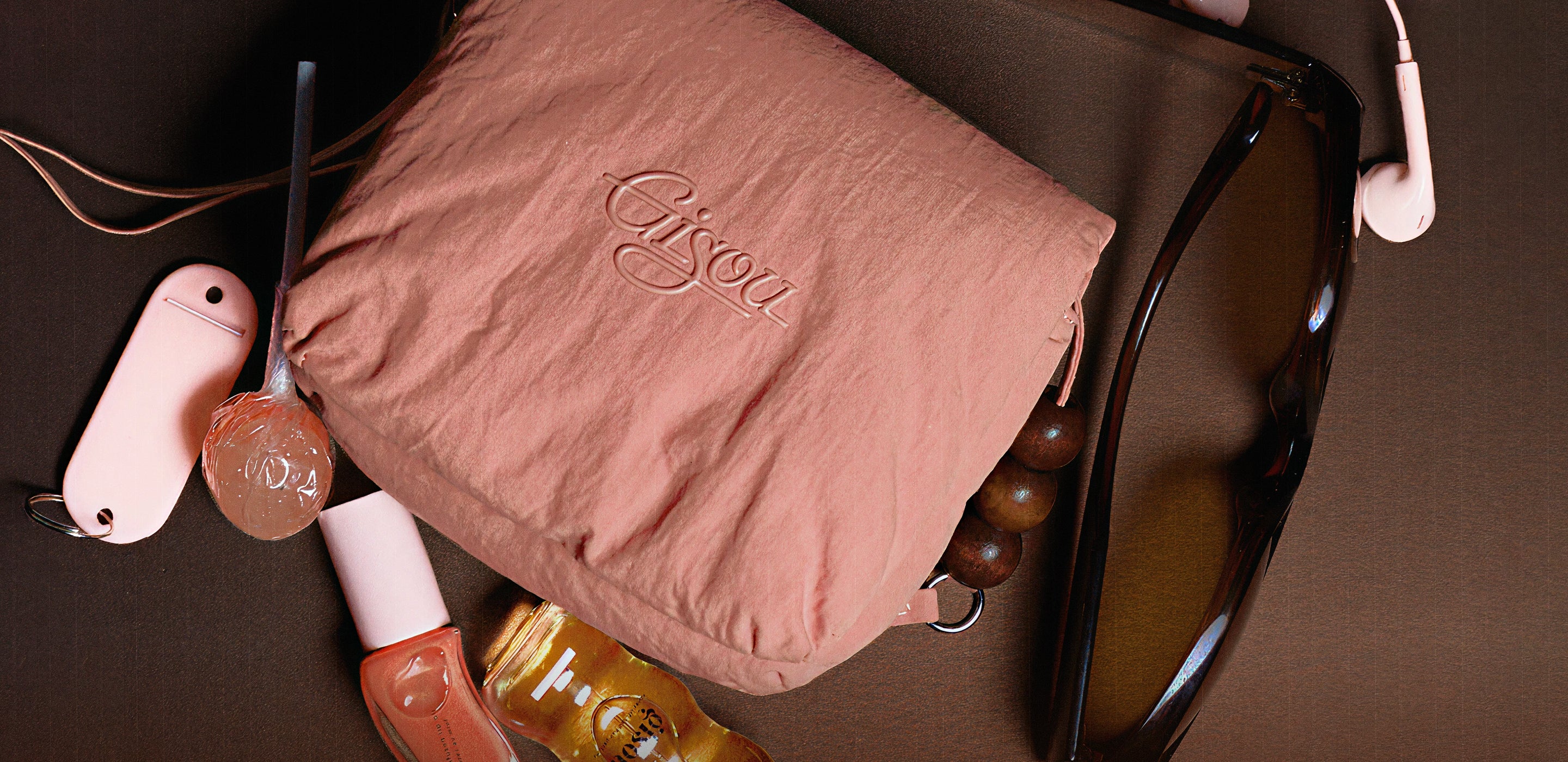 Gisou | Soins capillaires infusés au miel du Mirsalehi Bee Garden ...